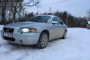 Volvo S60 2004 Madona, ar dzinēja tilpumu 2.40 L un nobraukumu 392 tūkst. km par 1500 €, foto 2 vietnē AUTOMOTO.COM.LV