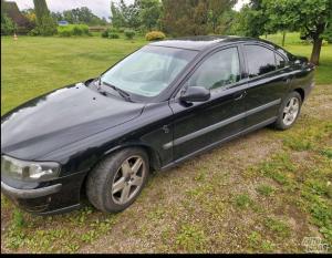 Volvo S60 2004 in Kaunas, with an engine capacity of 2.40 L and mileage of 440 thousand km for 850 €, photo  on AUTOMOTO.COM.LV