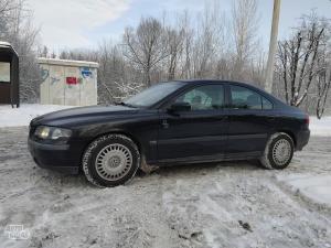 Volvo S60 2004 in Kaunas, with an engine capacity of 2.40 L and mileage of 385 thousand km for 1000 €, photo  on AUTOMOTO.COM.LV