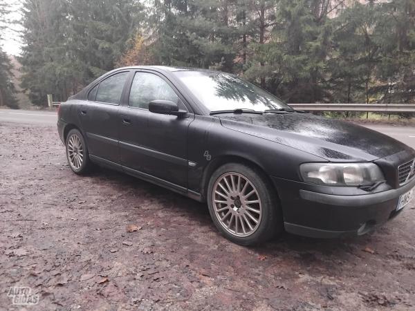 Volvo S60 2004 in Kaunas, with an engine capacity of 2.40 L and mileage of 385 thousand km for 1000 €, photo 7 on AUTOMOTO.COM.LV
