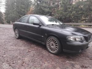 Volvo S60 2004 Kauņa, ar dzinēja tilpumu 2.40 L un nobraukumu 385 tūkst. km par 1000 €, foto 7 vietnē AUTOMOTO.COM.LV