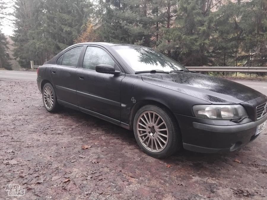 Volvo S60 2004 Kauņa, ar dzinēja tilpumu 2.40 L un nobraukumu 385 tūkst. km par 1000 €, foto 7 vietnē AUTOMOTO.COM.LV