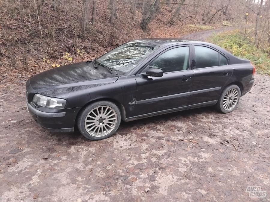 Volvo S60 2004 Kauņa, ar dzinēja tilpumu 2.40 L un nobraukumu 385 tūkst. km par 1000 €, foto 12 vietnē AUTOMOTO.COM.LV
