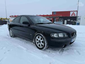 Volvo S60 2004 Kauņa, ar dzinēja tilpumu 2.40 L un nobraukumu 316 tūkst. km par 1000 €, foto 2 vietnē AUTOMOTO.COM.LV