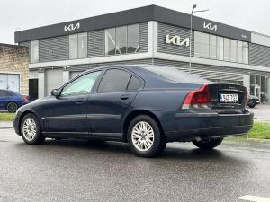 Вольво С60 2004 в Нарва, объемом двигателя 2.40 л и пробегом 530 тыс. км за 599 €, фото 6 на AUTOMOTO.COM.LV