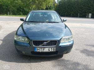 Volvo S60 2004 in Vilnius, with an engine capacity of 2.40 L and mileage of 410 thousand km for 1490 €, photo 3 on AUTOMOTO.COM.LV
