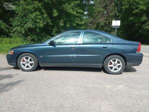 Volvo S60 2004 in Vilnius, with an engine capacity of 2.40 L and mileage of 410 thousand km for 1490 €, photo 8 on AUTOMOTO.COM.LV