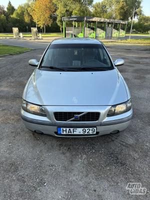 Volvo S60 2004 in Jonava, with an engine capacity of 2.40 L and mileage of 360 thousand km for 1350 €, photo  on AUTOMOTO.COM.LV