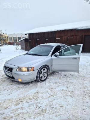 Volvo S60 2005 in Preili, with an engine capacity of 2.40 L and mileage of 486 thousand km for 1550 €, photo  on AUTOMOTO.COM.LV