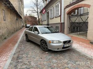 Вольво С60 2005 в Цесис, объемом двигателя 2.40 л и пробегом 418 тыс. км за 1190 €, фото 4 на AUTOMOTO.COM.LV