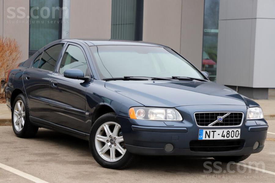 Volvo S60 2005 Tukums, ar dzinēja tilpumu 2.40 L un nobraukumu 326 tūkst. km par 2750 €, foto 1 vietnē AUTOMOTO.COM.LV