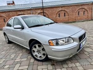 Вольво С60 2005 в Даугавпилс, объемом двигателя 2.40 л и пробегом 0 тыс. км за 1650 €, фото 3 на AUTOMOTO.COM.LV