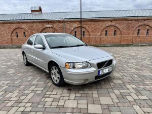 Вольво С60 2005 в Даугавпилс, объемом двигателя 2.40 л и пробегом 0 тыс. км за 1650 €, фото 12 на AUTOMOTO.COM.LV
