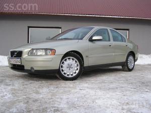 Вольво С60 2005 в Рига, объемом двигателя 2.40 л и пробегом 0 тыс. км за 4350 €, фото 3 на AUTOMOTO.COM.LV