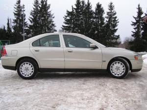 Вольво С60 2005 в Рига, объемом двигателя 2.40 л и пробегом 0 тыс. км за 4350 €, фото 8 на AUTOMOTO.COM.LV