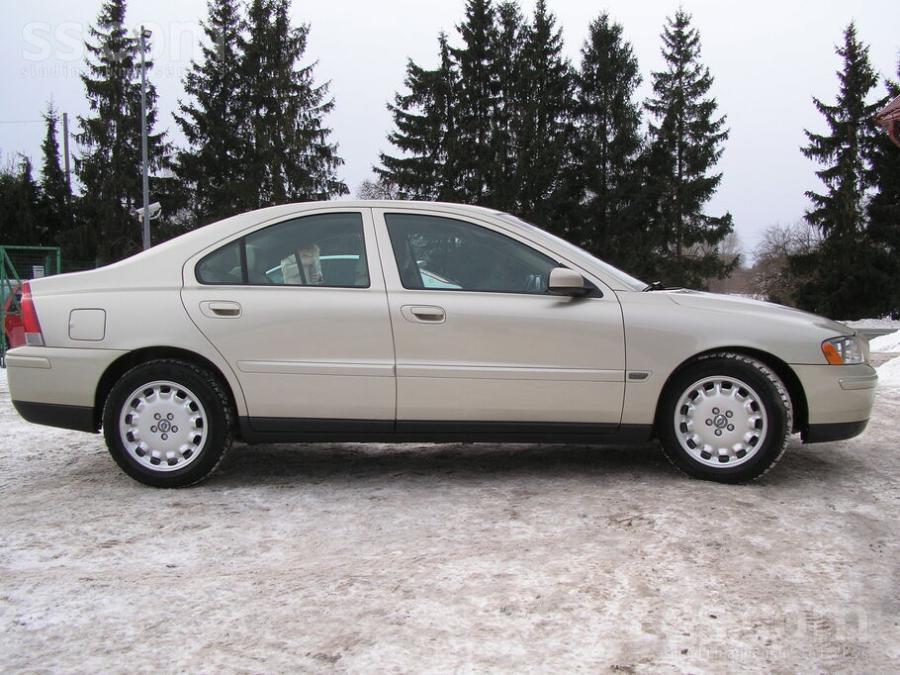 Вольво С60 2005 в Рига, объемом двигателя 2.40 л и пробегом 0 тыс. км за 4350 €, фото 8 на AUTOMOTO.COM.LV