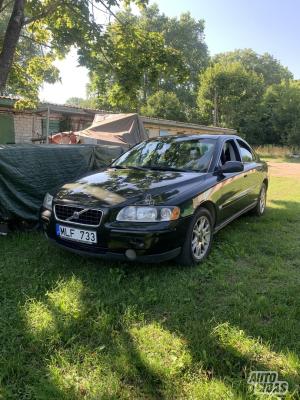 Volvo S60 2005 Klaipėda, ar dzinēja tilpumu 2.40 L un nobraukumu 229 tūkst. km par 750 €, foto  vietnē AUTOMOTO.COM.LV