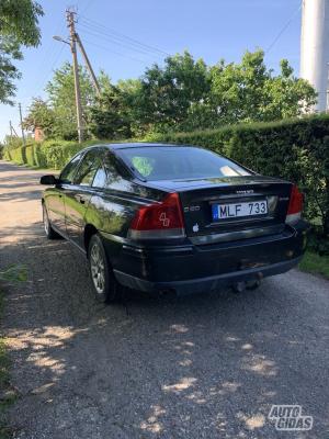Volvo S60 2005 Klaipėda, ar dzinēja tilpumu 2.40 L un nobraukumu 229 tūkst. km par 750 €, foto 3 vietnē AUTOMOTO.COM.LV