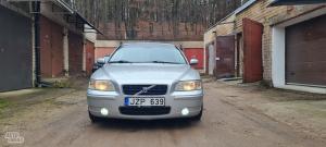 Volvo S60 2005 in Alytus, with an engine capacity of 2.40 L and mileage of 296 thousand km for 1200 €, photo 8 on AUTOMOTO.COM.LV