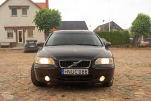 Volvo S60 2005 in Silute, with an engine capacity of 2.40 L and mileage of 426 thousand km for 1550 €, photo  on AUTOMOTO.COM.LV