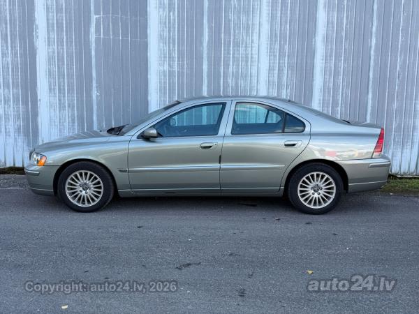 Volvo S60 2005 Paide, ar dzinēja tilpumu 2.40 L un nobraukumu 258 tūkst. km par 4290 €, foto 9 vietnē AUTOMOTO.COM.LV