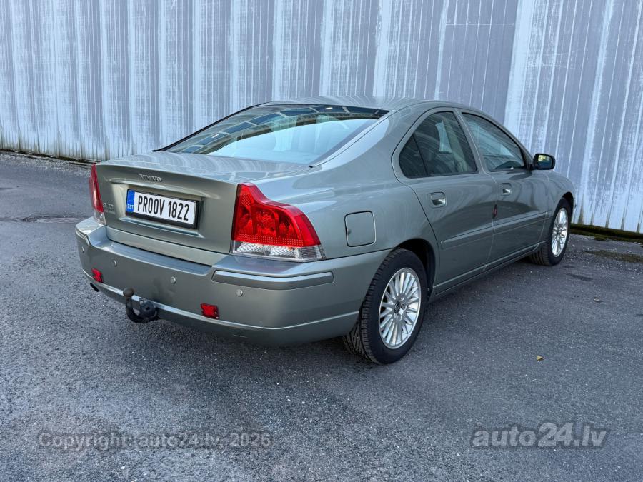 Volvo S60 2005 Paide, ar dzinēja tilpumu 2.40 L un nobraukumu 258 tūkst. km par 4290 €, foto 3 vietnē AUTOMOTO.COM.LV