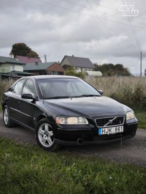 Volvo S60 2005 Viļņa, ar dzinēja tilpumu 2.40 L un nobraukumu 352 tūkst. km par 1200 €, foto 3 vietnē AUTOMOTO.COM.LV