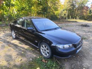 Volvo S60 2005 Viļņa, ar dzinēja tilpumu 2.40 L un nobraukumu 300 tūkst. km par 520 €, foto 4 vietnē AUTOMOTO.COM.LV