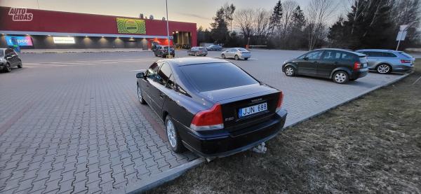 Volvo S60 2006 in Klaipeda, with an engine capacity of 2.40 L and mileage of 363 thousand km for 1050 €, photo 5 on AUTOMOTO.COM.LV