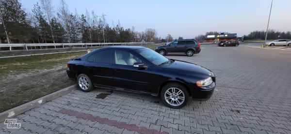Volvo S60 2006 in Klaipeda, with an engine capacity of 2.40 L and mileage of 363 thousand km for 1050 €, photo 7 on AUTOMOTO.COM.LV