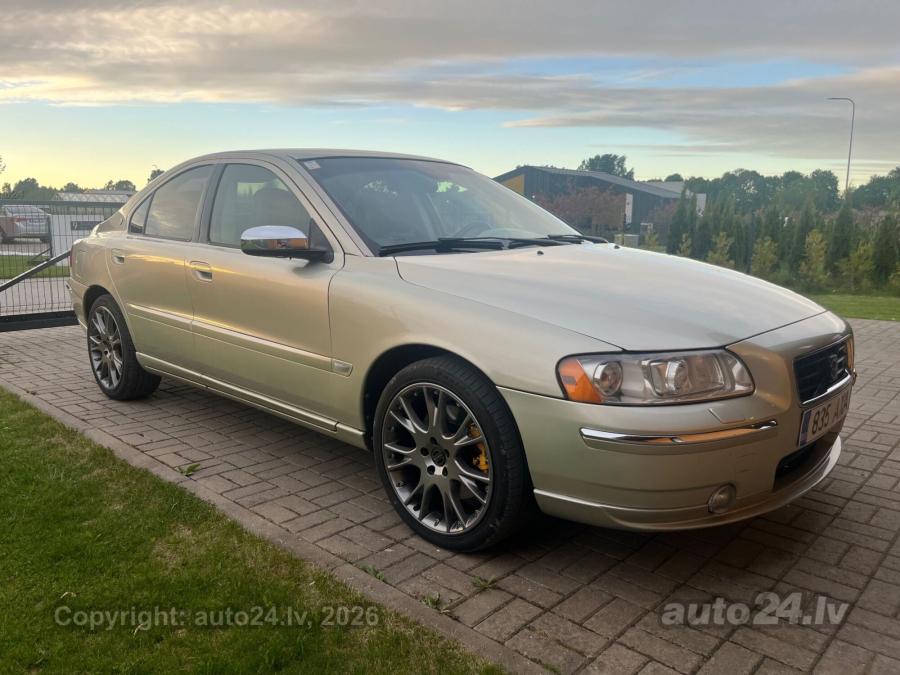 Volvo S60 2006 in Tartu, with an engine capacity of 2.50 L and mileage of 336 thousand km for 4200 €, photo 3 on AUTOMOTO.COM.LV