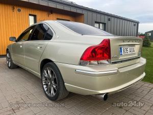 Volvo S60 2006 in Tartu, with an engine capacity of 2.50 L and mileage of 336 thousand km for 4200 €, photo 5 on AUTOMOTO.COM.LV