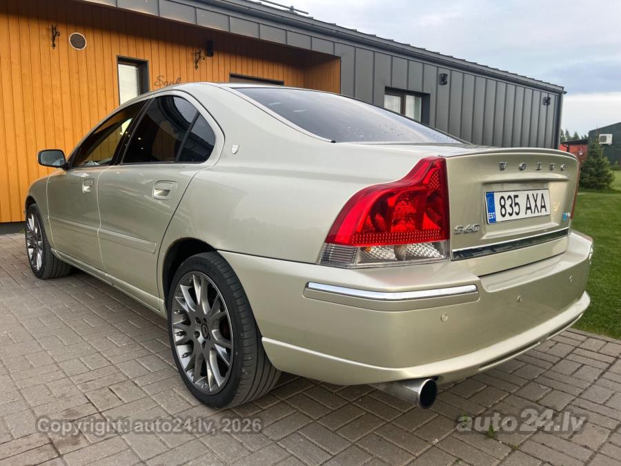 Volvo S60 2006 in Tartu, with an engine capacity of 2.50 L and mileage of 336 thousand km for 4200 €, photo 5 on AUTOMOTO.COM.LV