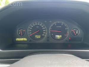 Volvo S60 2006 in Rezekne, with an engine capacity of 2.40 L and mileage of 288 thousand km for 3850 €, photo 17 on AUTOMOTO.COM.LV