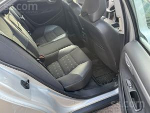 Volvo S60 2006 in Riga, with an engine capacity of 2.40 L and mileage of 402 thousand km for 2000 €, photo 21 on AUTOMOTO.COM.LV