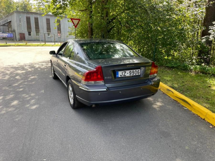 Вольво С60 2006 в Рига, объемом двигателя 2.40 л и пробегом 0 тыс. км за 3400 €, фото 13 на AUTOMOTO.COM.LV