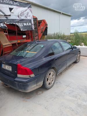 Volvo S60 2006 Šauļi, ar dzinēja tilpumu 2.40 L un nobraukumu 0 tūkst. km par 900 €, foto 5 vietnē AUTOMOTO.COM.LV