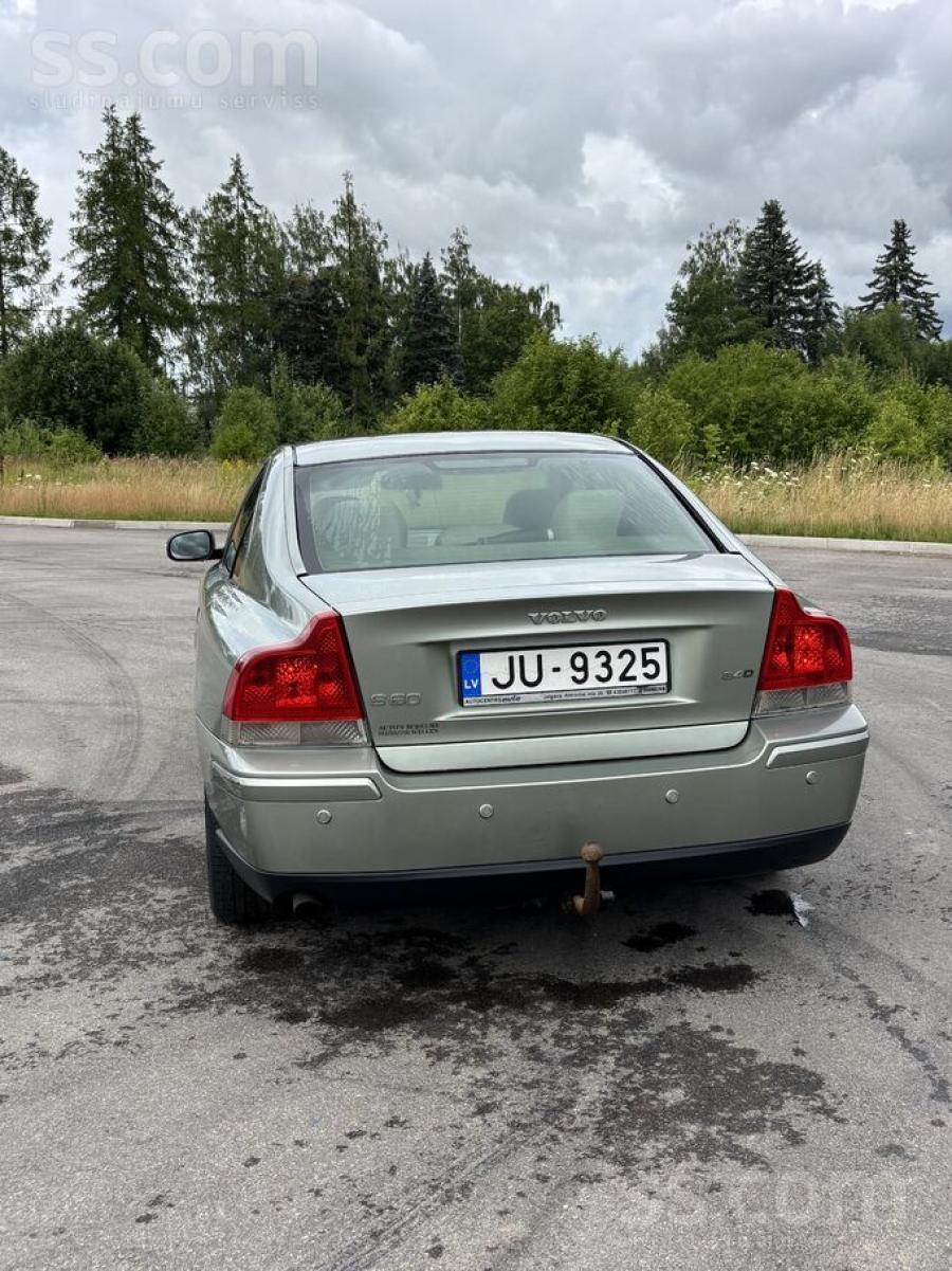 Volvo S60 2006 Dobele, ar dzinēja tilpumu 2.40 L un nobraukumu 343 tūkst. km par 500 €, foto 1 vietnē AUTOMOTO.COM.LV