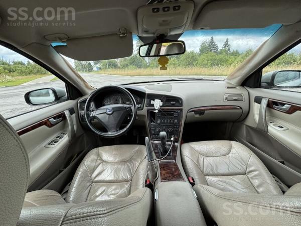Volvo S60 2006 Dobele, ar dzinēja tilpumu 2.40 L un nobraukumu 343 tūkst. km par 500 €, foto 3 vietnē AUTOMOTO.COM.LV