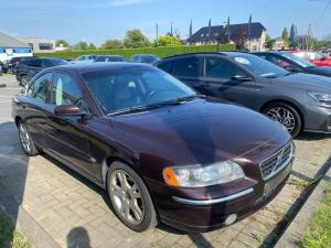 Volvo S60 2006 Jūrmala, ar dzinēja tilpumu 2.40 L un nobraukumu 395 tūkst. km par 3590 €, foto  vietnē AUTOMOTO.COM.LV