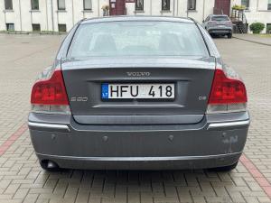 Volvo S60 2006 Jonava, ar dzinēja tilpumu 2.40 L un nobraukumu 300 tūkst. km par 950 €, foto 5 vietnē AUTOMOTO.COM.LV