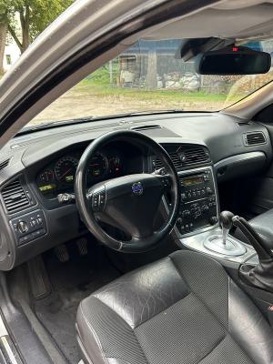 Volvo S60 2006 Tartu, ar dzinēja tilpumu 0.00 L un nobraukumu 391 tūkst. km par 3500 €, foto 6 vietnē AUTOMOTO.COM.LV