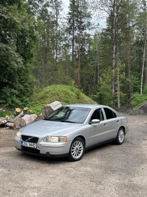 Volvo S60 2006 in Tartu, with an engine capacity of 0.00 L and mileage of 391 thousand km for 3500 €, photo  on AUTOMOTO.COM.LV