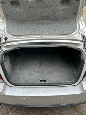 Volvo S60 2006 in Tartu, with an engine capacity of 0.00 L and mileage of 391 thousand km for 3500 €, photo 10 on AUTOMOTO.COM.LV