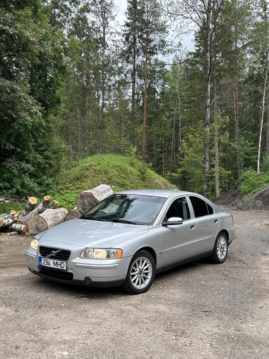 Volvo S60 2006 in Tartu, with an engine capacity of 0.00 L and mileage of 391 thousand km for 3500 €, photo 12 on AUTOMOTO.COM.LV