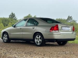 Вольво С60 2006 в Тарту, объемом двигателя 2.40 л и пробегом 207 тыс. км за 4450 €, фото 4 на AUTOMOTO.COM.LV