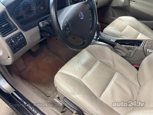 Volvo S60 2006 Tartu, ar dzinēja tilpumu 2.40 L un nobraukumu 207 tūkst. km par 4450 €, foto 9 vietnē AUTOMOTO.COM.LV