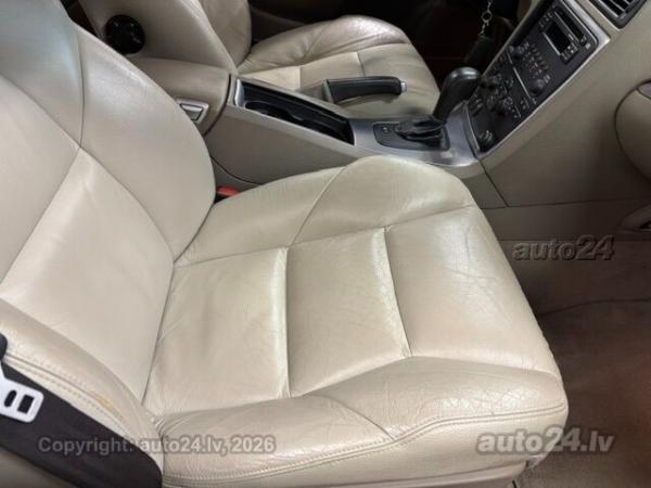Volvo S60 2006 Tartu, ar dzinēja tilpumu 2.40 L un nobraukumu 207 tūkst. km par 4450 €, foto 10 vietnē AUTOMOTO.COM.LV