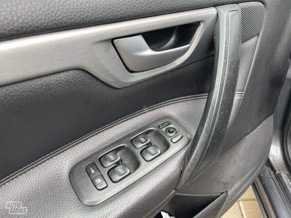 Volvo S60 2006 Jonava, ar dzinēja tilpumu 2.40 L un nobraukumu 300 tūkst. km par 950 €, foto 6 vietnē AUTOMOTO.COM.LV