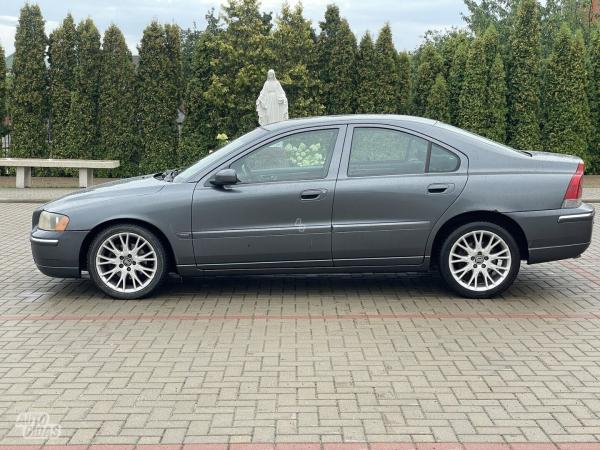 Volvo S60 2006 Jonava, ar dzinēja tilpumu 2.40 L un nobraukumu 300 tūkst. km par 950 €, foto 9 vietnē AUTOMOTO.COM.LV